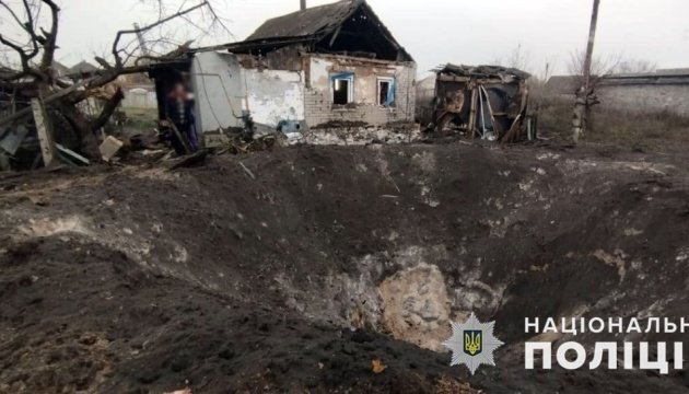 Росіяни за добу обстріляли сім населених пунктів на Донеччині Новини